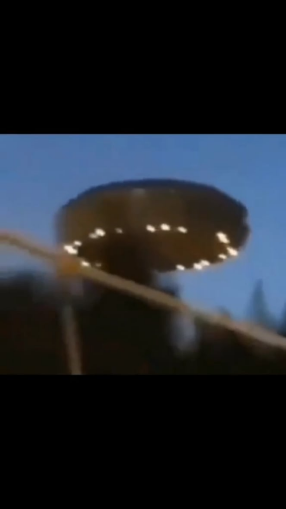 Extraterrestrial Mothership Caught On Camera - UFO FEED