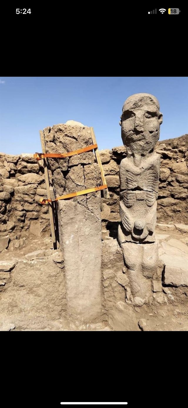 Karahan Tepe pillar yet another example of megalithic stonework looking ...