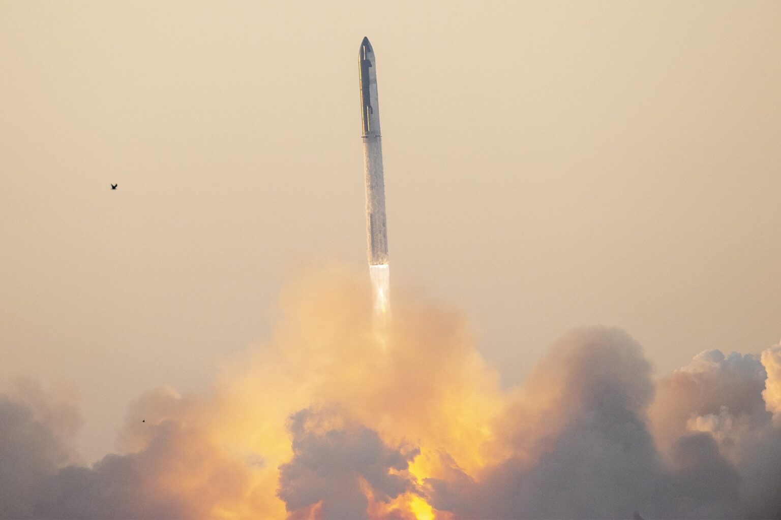 SpaceX's Starship soars for a second time, surpassing earlier mark but ...