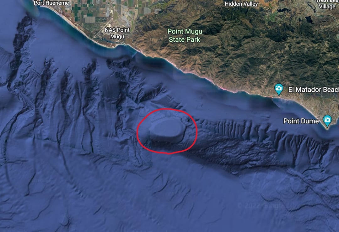 Google Maps and Earth have removed the ocean anomaly/structure off the ...