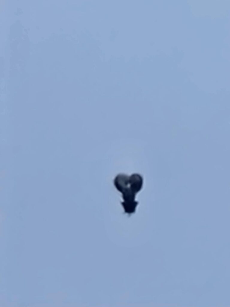 Strangely Shaped UAP spotted in San Diego (02/25/2024) - UFO FEED