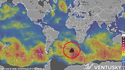 Strange anomaly appears again near Antarctica - UFO FEED