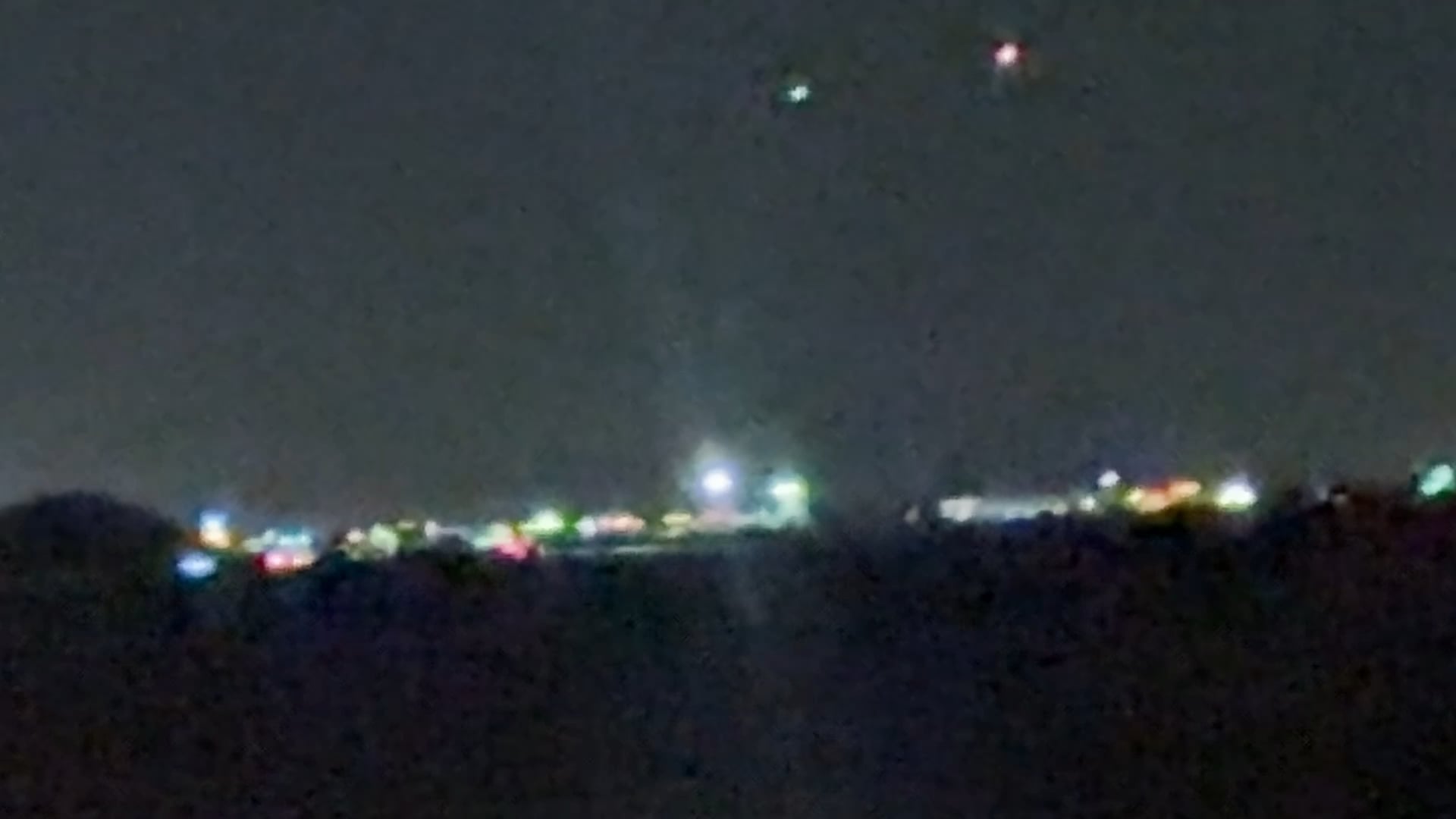 Triangle Orbs over the Gila River Reservation Phoenix AZ – UFO FEED