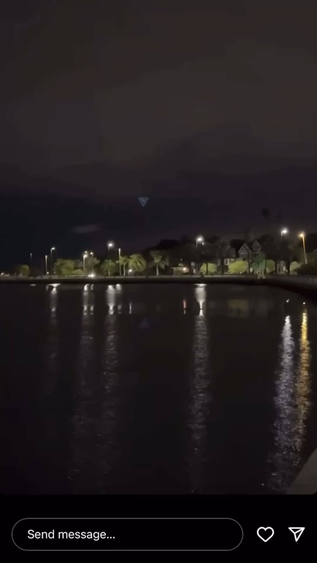 Triangle craft over Tampa Bay - UFO FEED