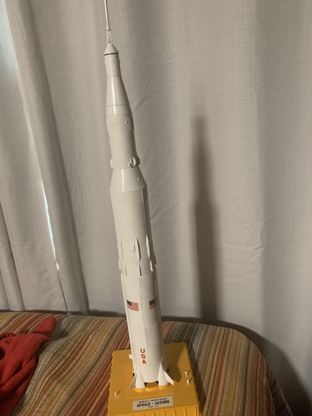 1968 Saturn V model – UFO FEED