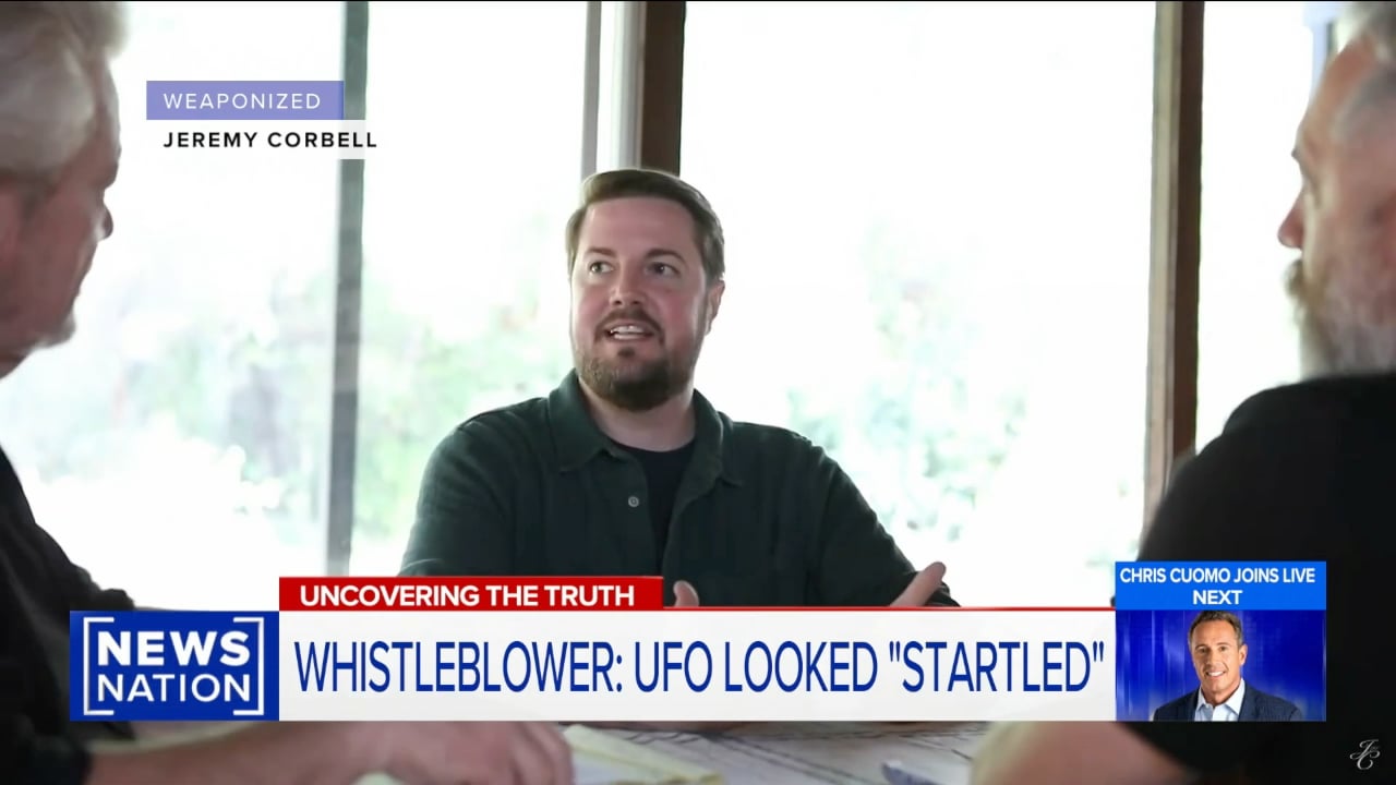 Newnsation - “Playful” UFO in video hiding under cloud cover in the ...