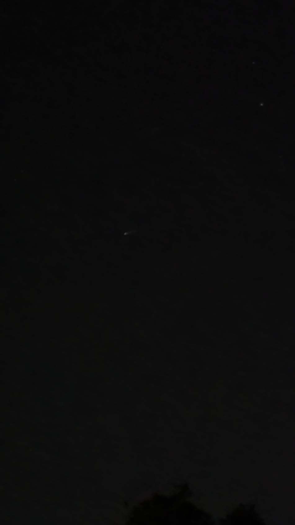 Lights dots night sky. - UFO FEED