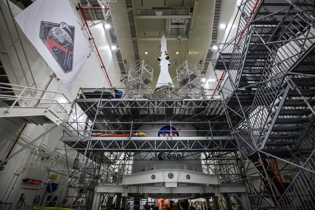 Photos of Artemis II Launch Abort System after stacking on Orion ...