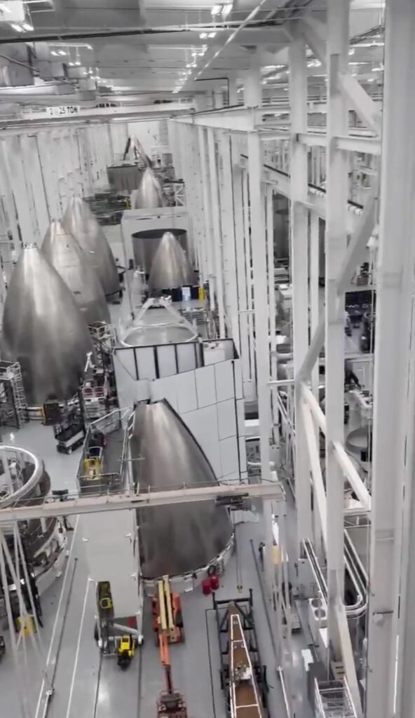 Industrial mass production of Starships at Starbase - UFO FEED