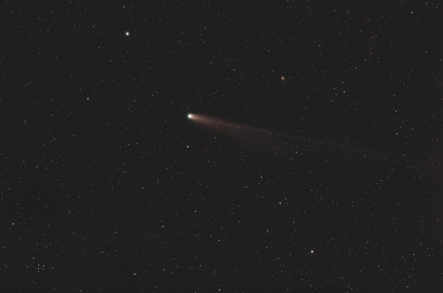 Comet C/2025 A6 (Lemmon) captured Oct 15 2025 - UFO FEED