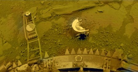 Every picture from Venus' surface, ever. There are six. - UFO FEED