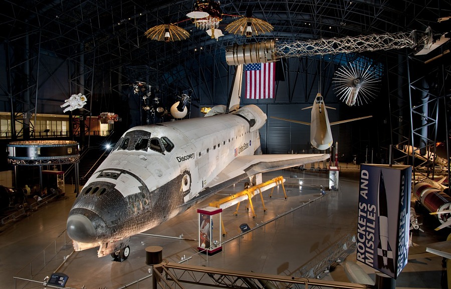 Space shuttle Discovery is headed to Houston. The Smithsonian and NASA ...