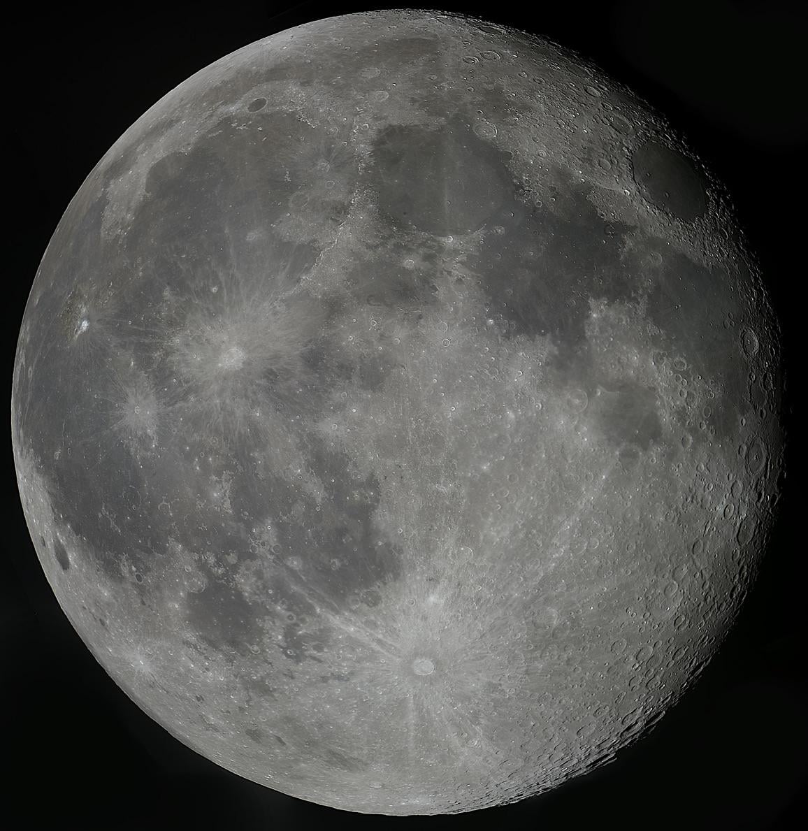 96% Moon on November 6th - UFO FEED