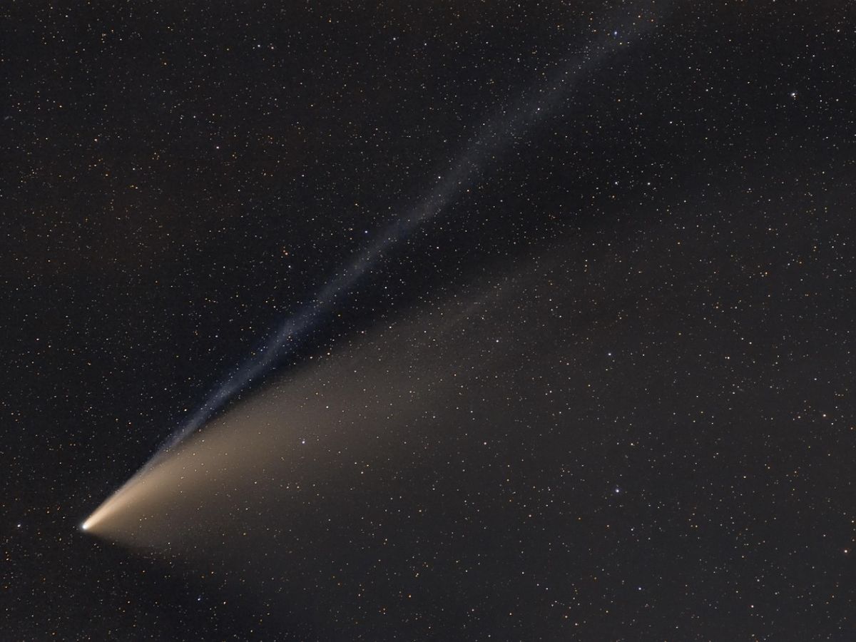 NASA's Hubble Space Telescope captures an impressive photo of comet 3I ...