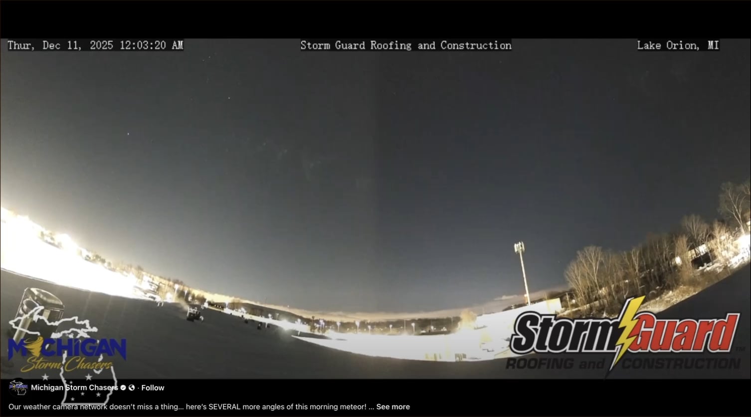 Are these UAPs Chasing a Meteor Over Northwest Michigan? - UFO FEED