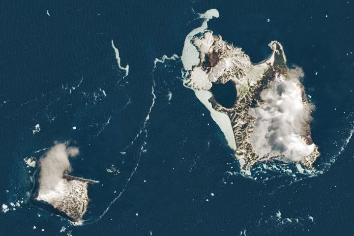 Islands of Fire and Ice Veiled in Cloud - UFO FEED