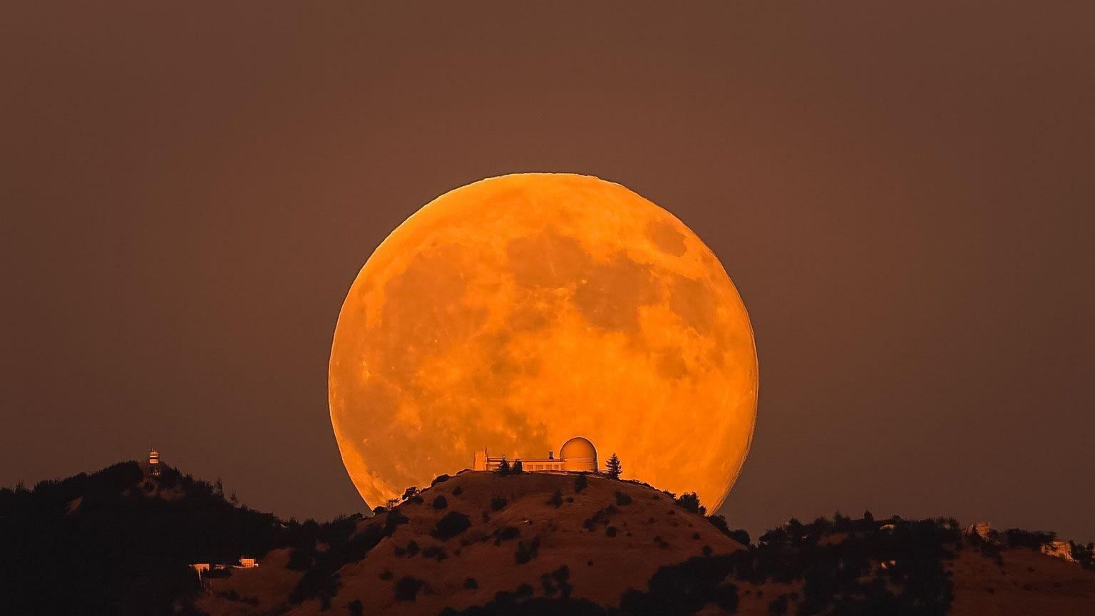 Waning Crescent Tonight, New Moon Date, Geminids Peak, and NASA’s ...